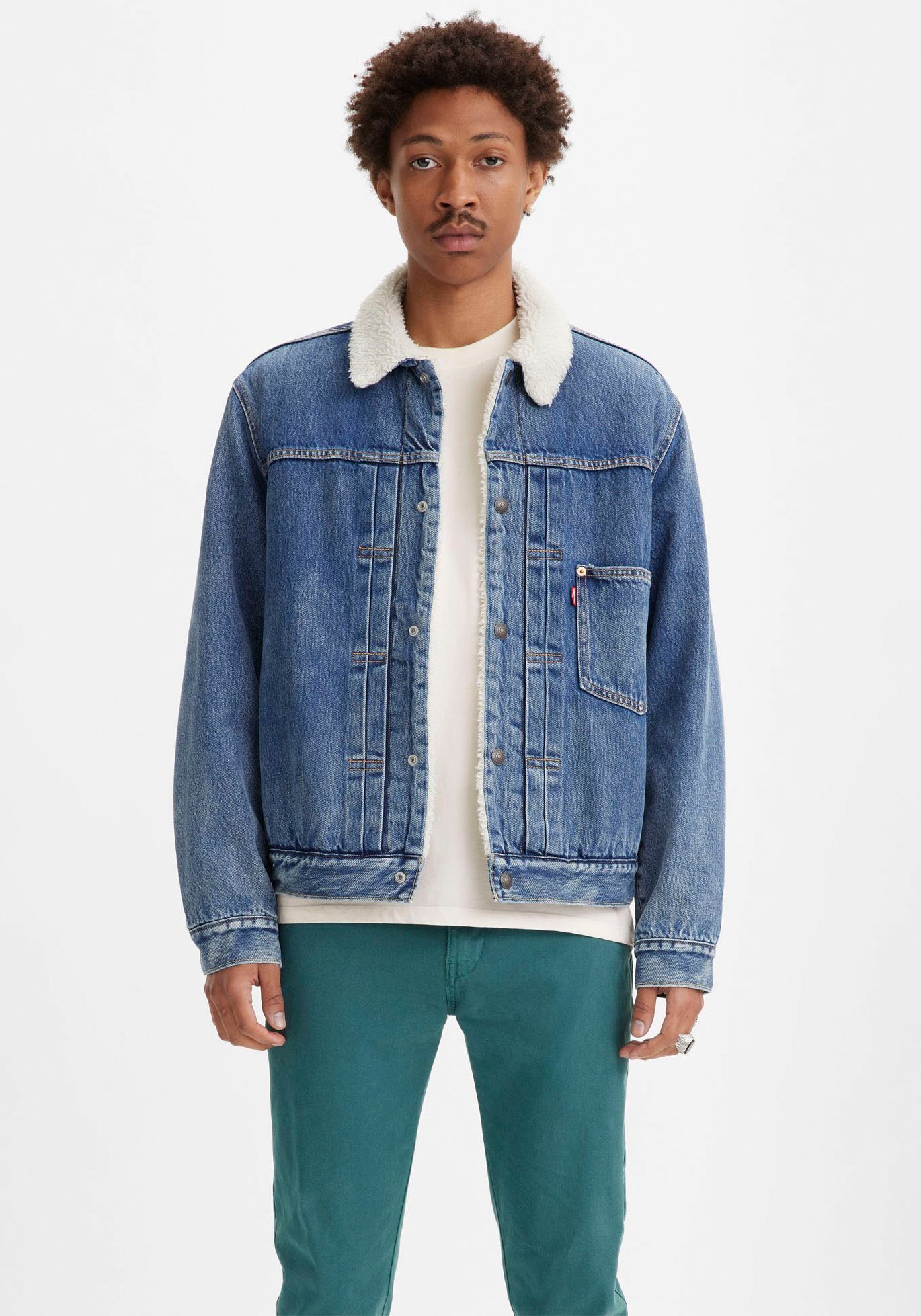 Levi's® Jeansjacke »SHERPA TRUCKER«, mit warmem Sherpa-Futter bei ♕ Universal.at